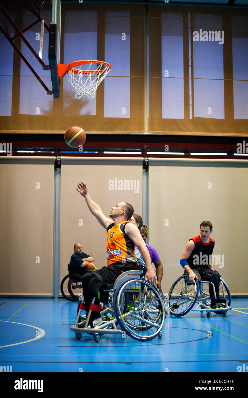 Team sport females hi-res stock photography and images - Alamy