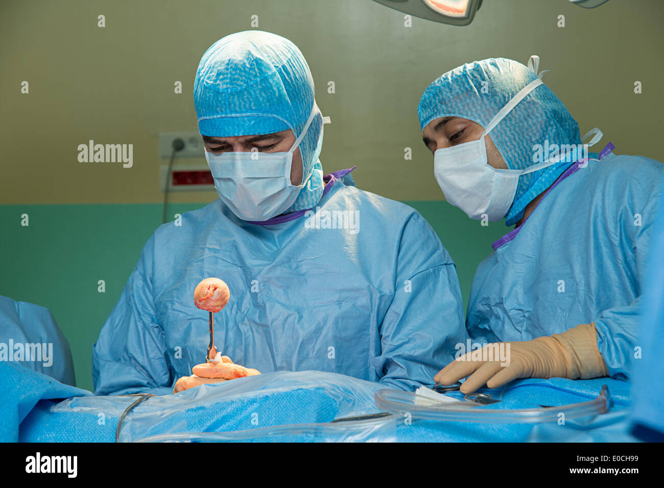 Hip prosthesis, surgery Stock Photo - Alamy
