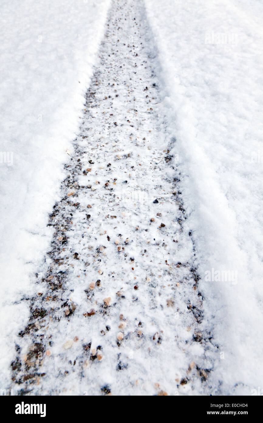 Tracks of motor vehicles in the snow hi-res stock photography and ...