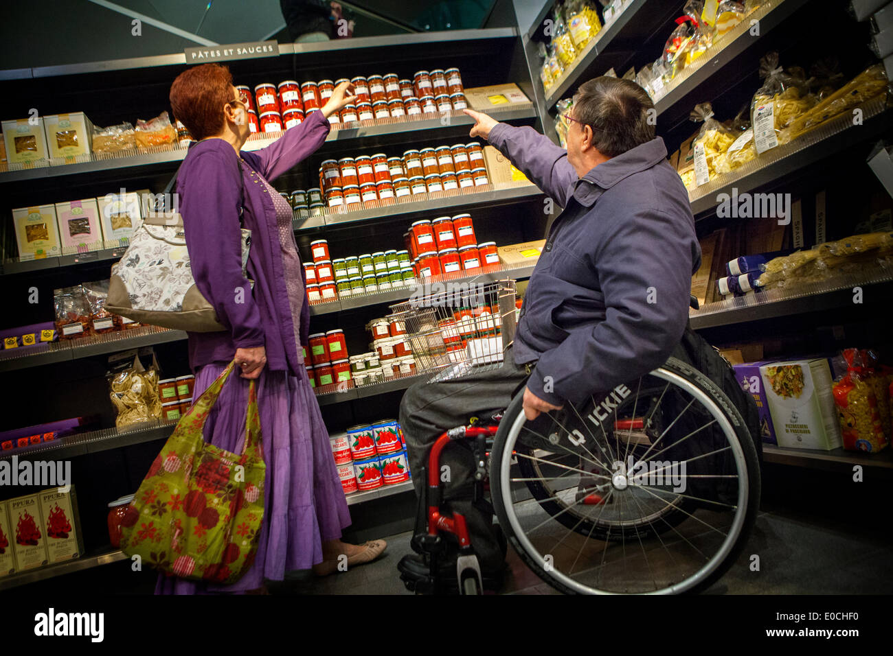 Aiding disabled people hi-res stock photography and images - Alamy