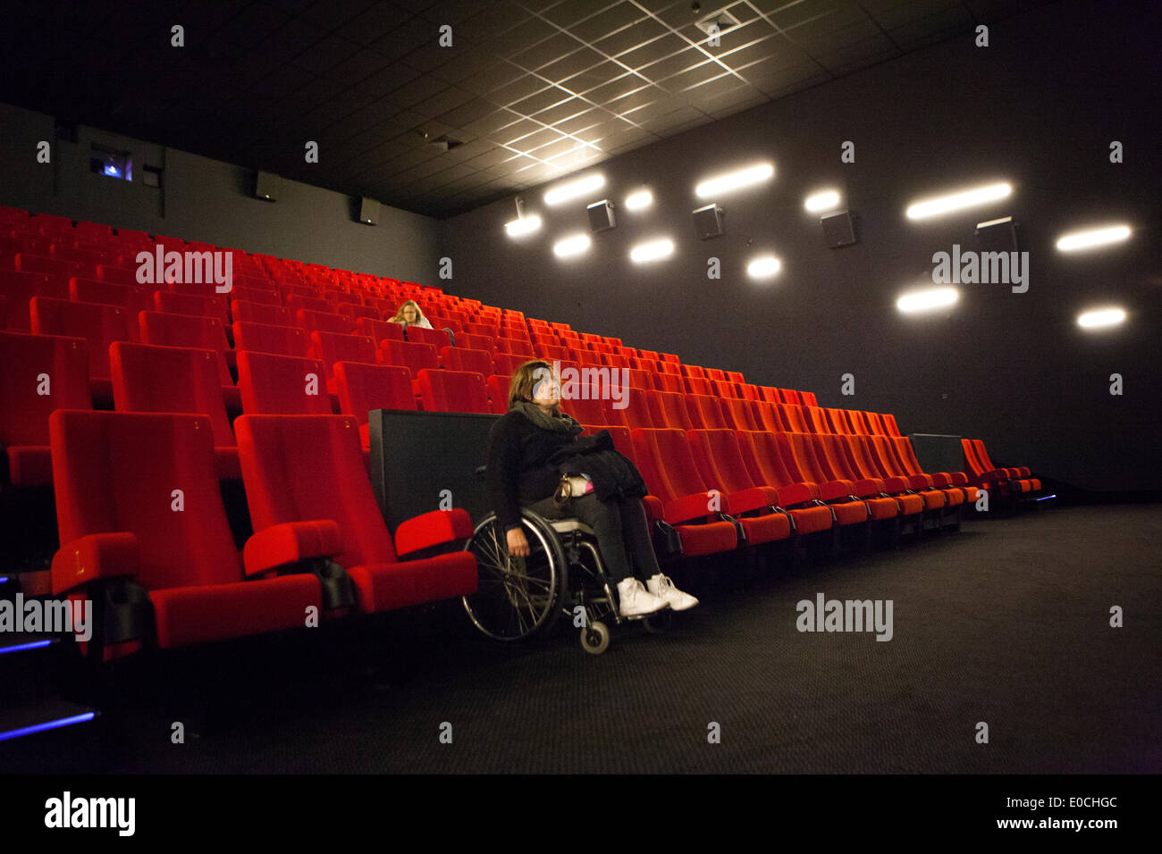 Disabled activities hi-res stock photography and images - Alamy