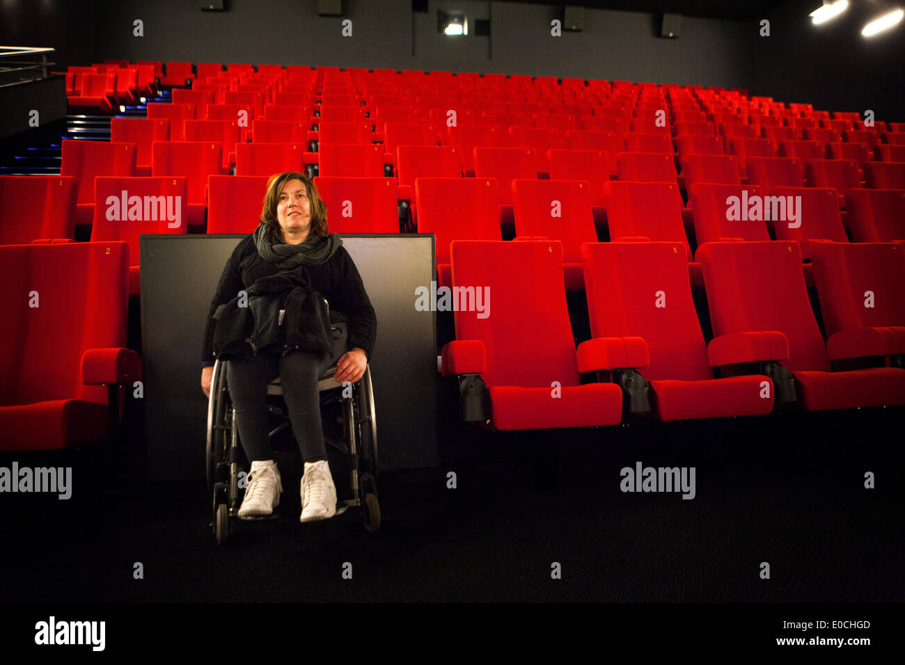 Disabled activities hi-res stock photography and images - Alamy