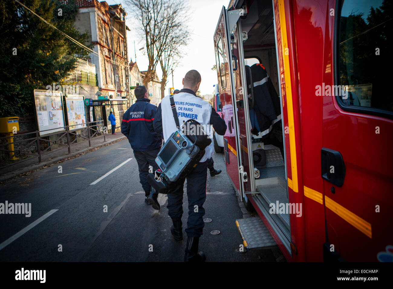 Paris fire brigade Stock Photo - Alamy