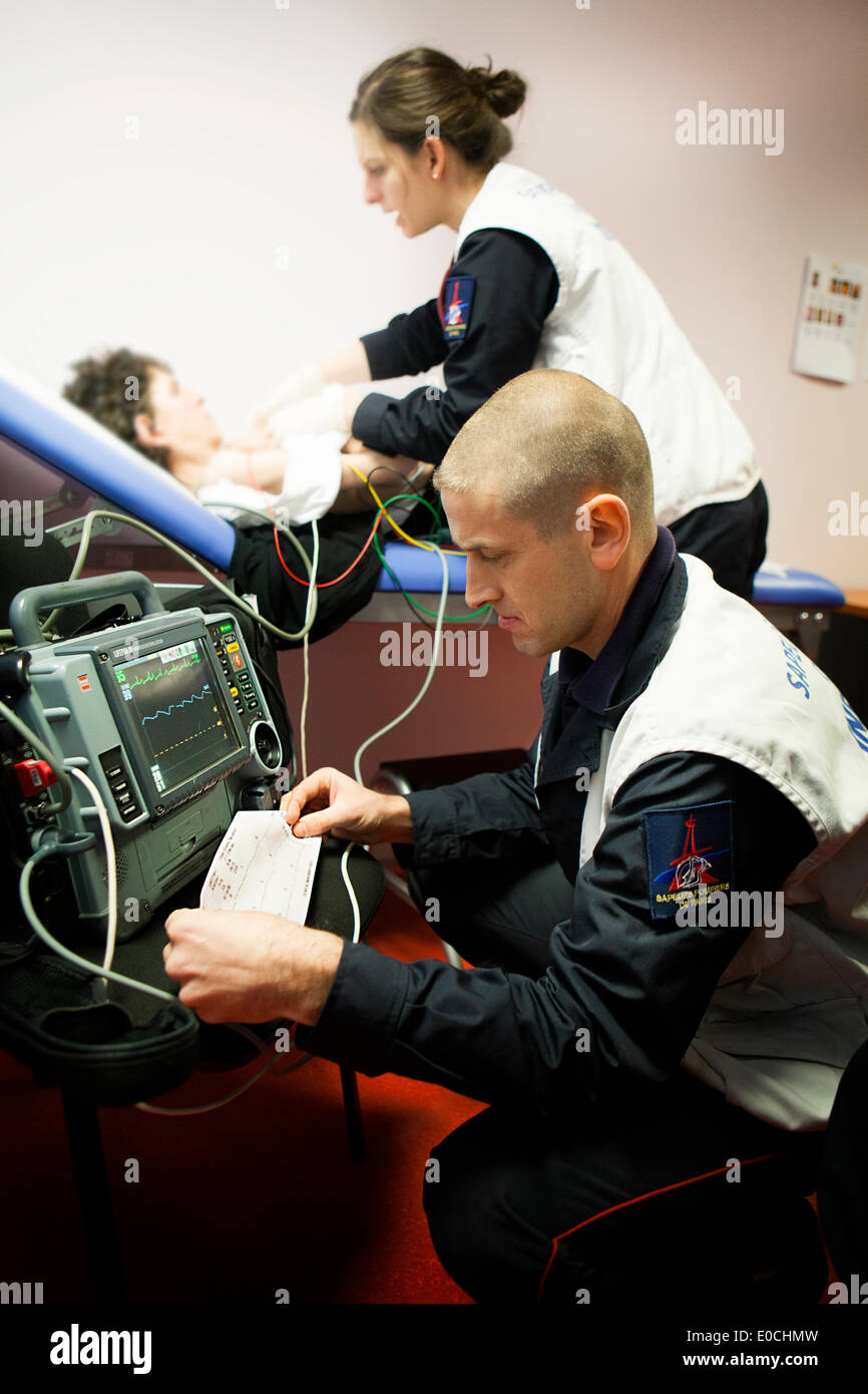 Paris fire brigade Stock Photo - Alamy
