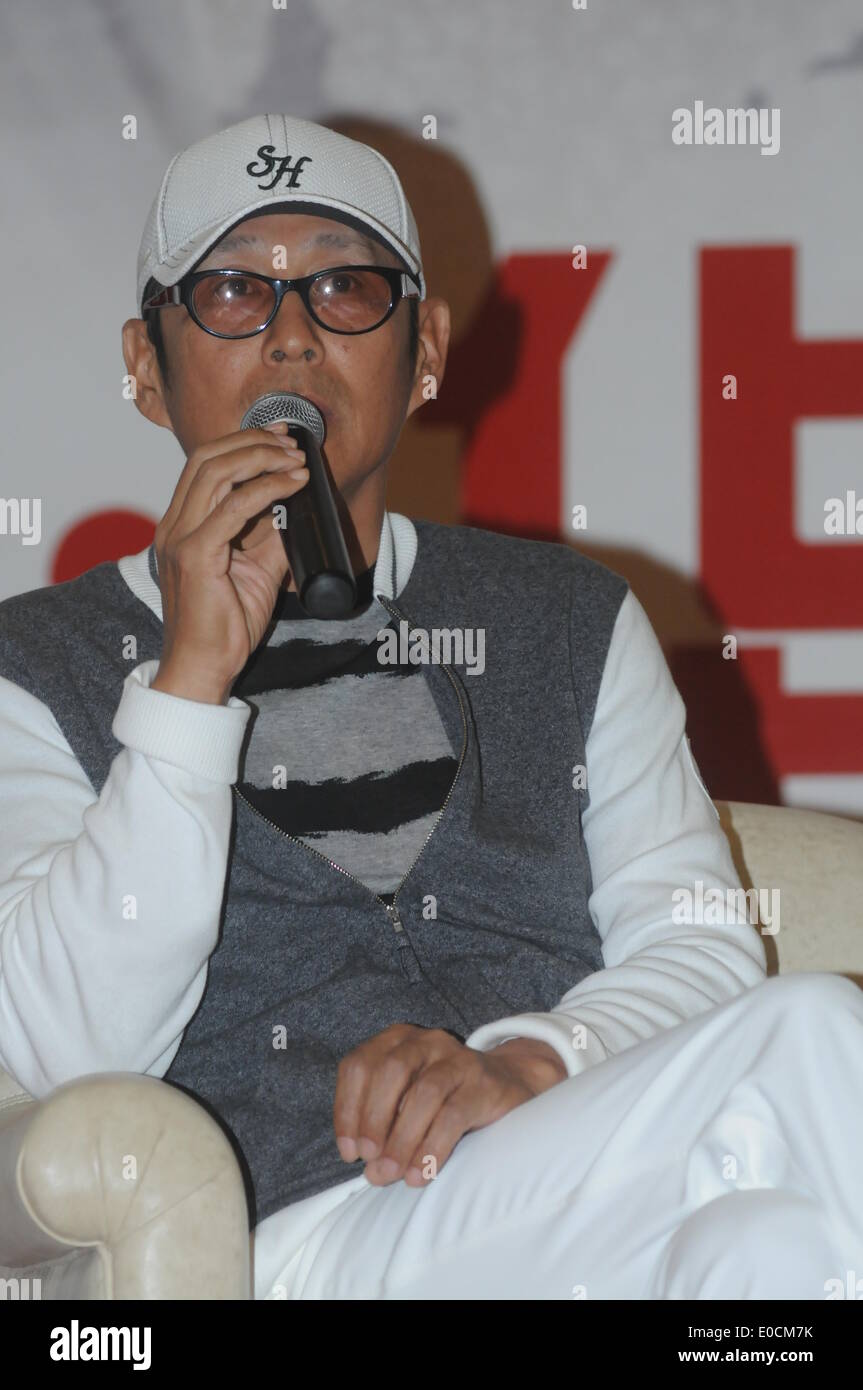 Beijing, China. 7th May, 2014. Director Zhang Yimou, actor Chen Daoming ...