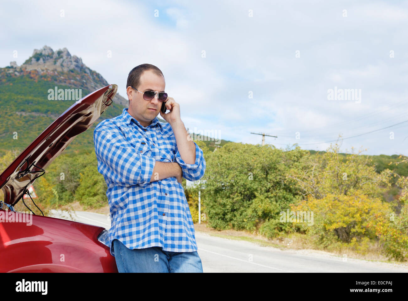 Man support vehicle hi-res stock photography and images - Alamy