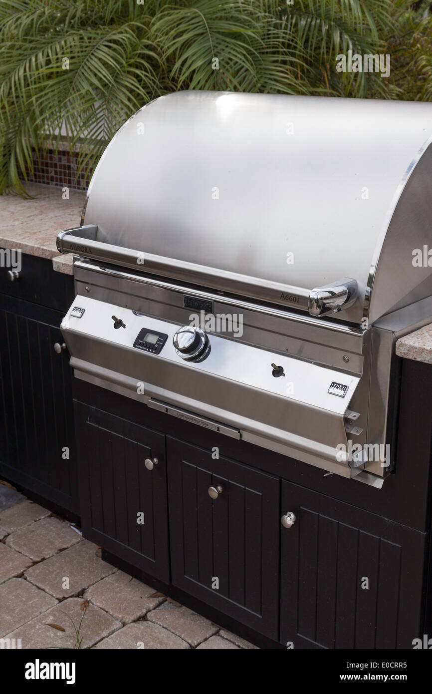 Commercial kitchen display hi-res stock photography and images - Alamy