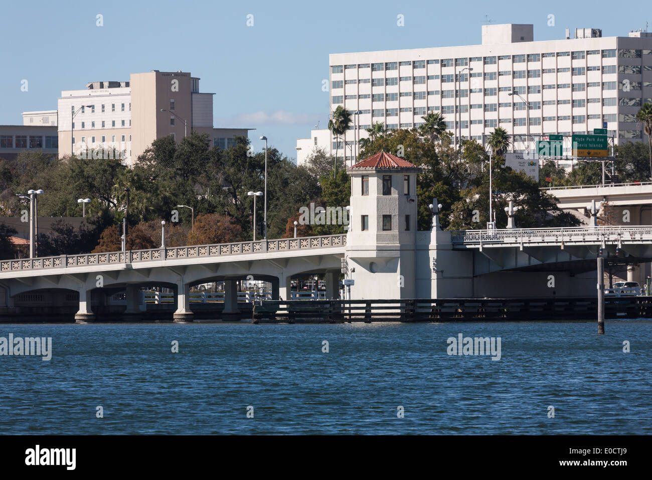 Platt Street Bridge and Tampa Skyline, Tampa Bay and Hillsborough River ...