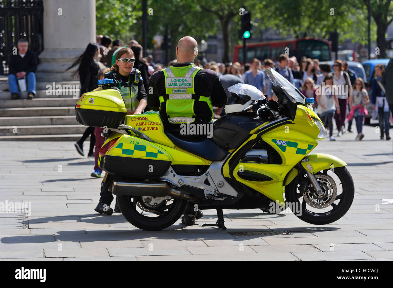 Paramedic motorcycle hi-res stock photography and images - Alamy
