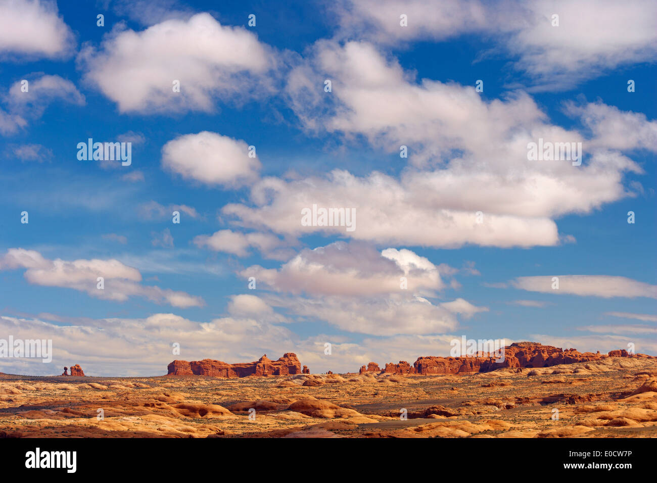 View from Park Avenue Viewpoint over the Petrified Dunes towards ...