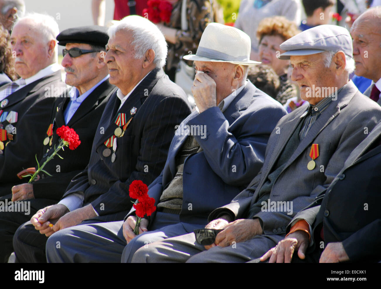 Baku. 9th May, 2014. The World War II veterans attend the commemoration ...