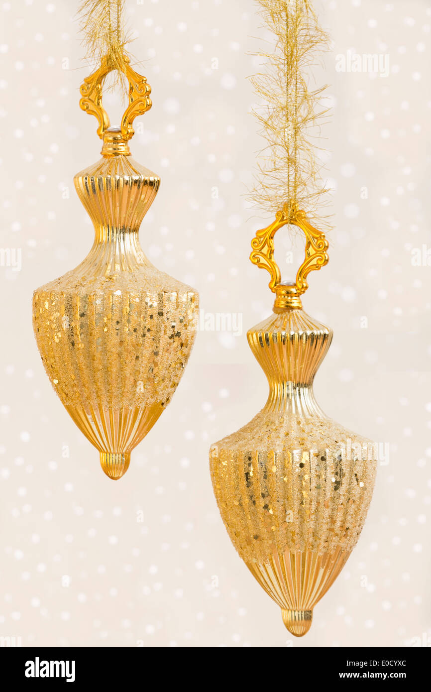 Gold bauble hi-res stock photography and images - Alamy