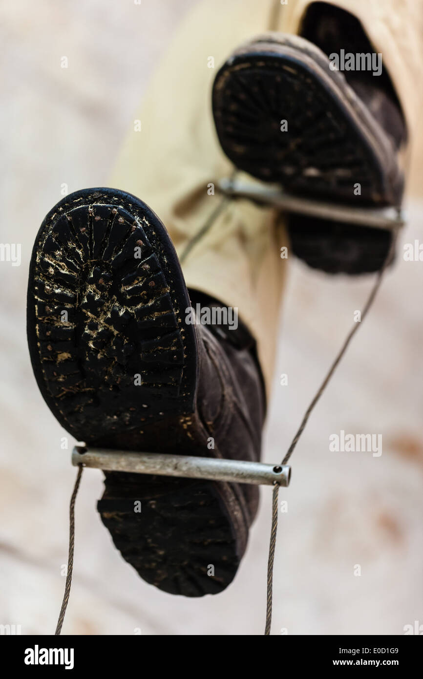 Vintage climbing rope hi-res stock photography and images - Alamy