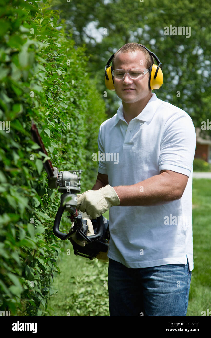 Back yard trimmer hi-res stock photography and images - Alamy
