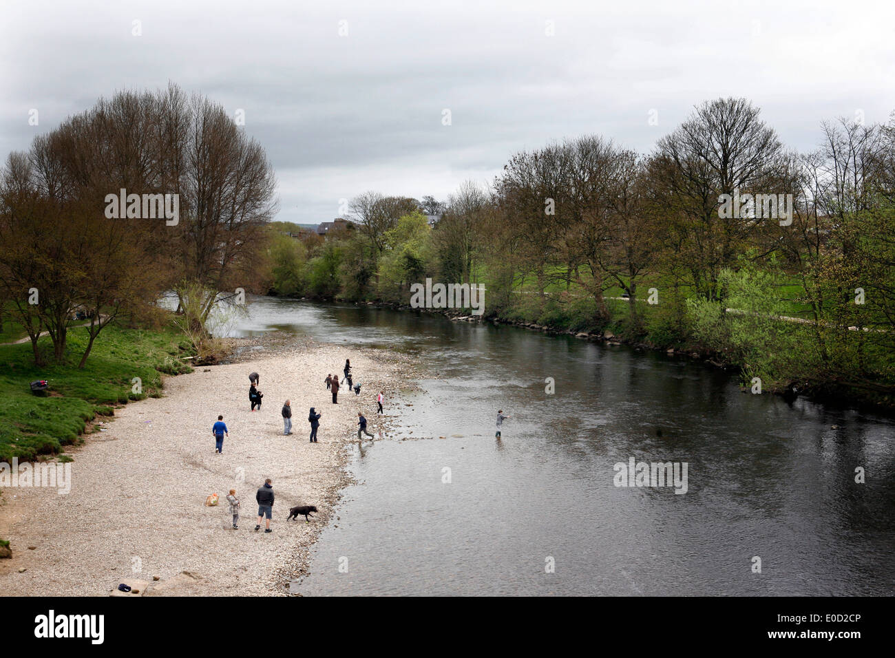 River wharfe sewage hi-res stock photography and images - Alamy