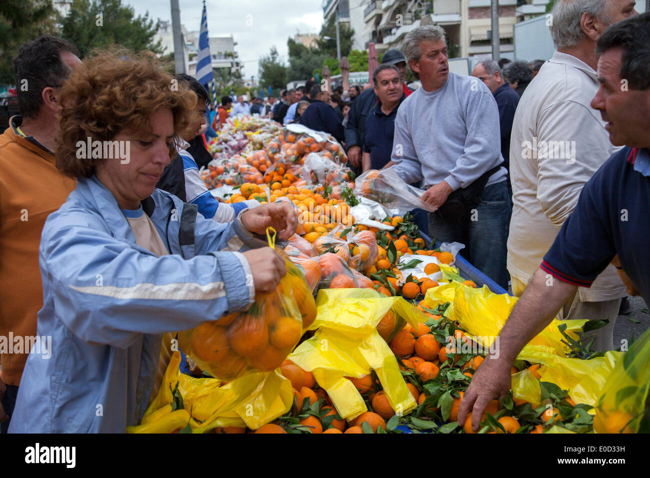 Greek farmers protest against change of jurisdiction and provide their ...