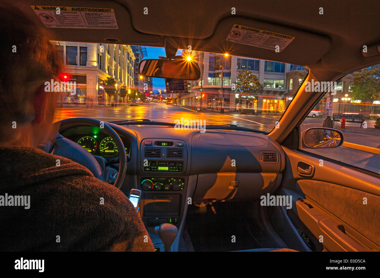 Man in car night hi-res stock photography and images - Alamy