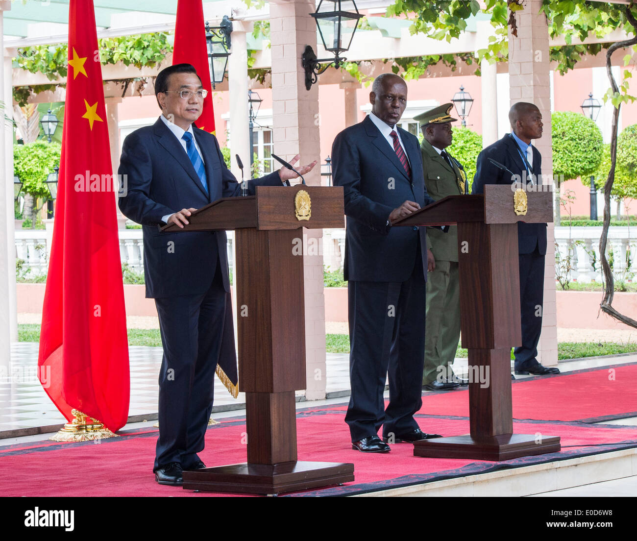 1st president of angola hi-res stock photography and images - Alamy