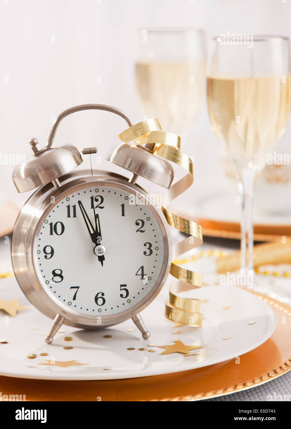 Alarm clock plate hi-res stock photography and images - Alamy