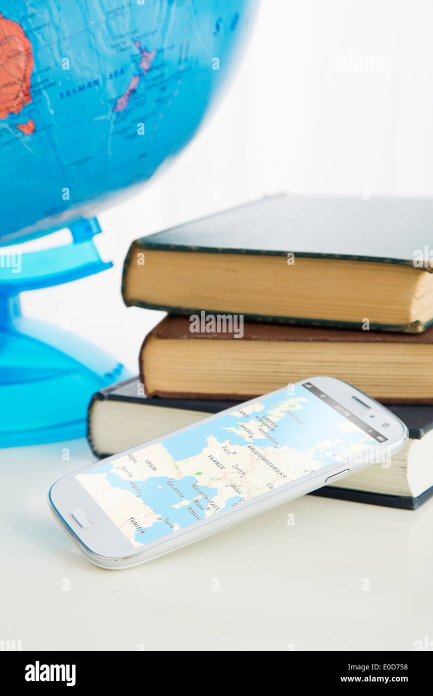 Smartphone book hi-res stock photography and images - Alamy