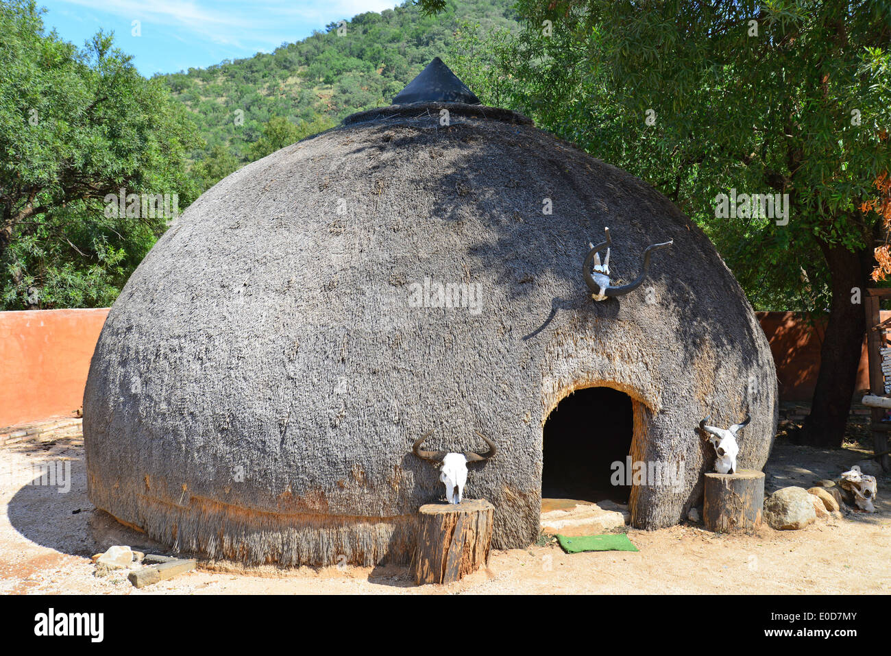 Zulu dwelling at Motseng Cultural Village, Sun City Resort, Pilanesberg ...