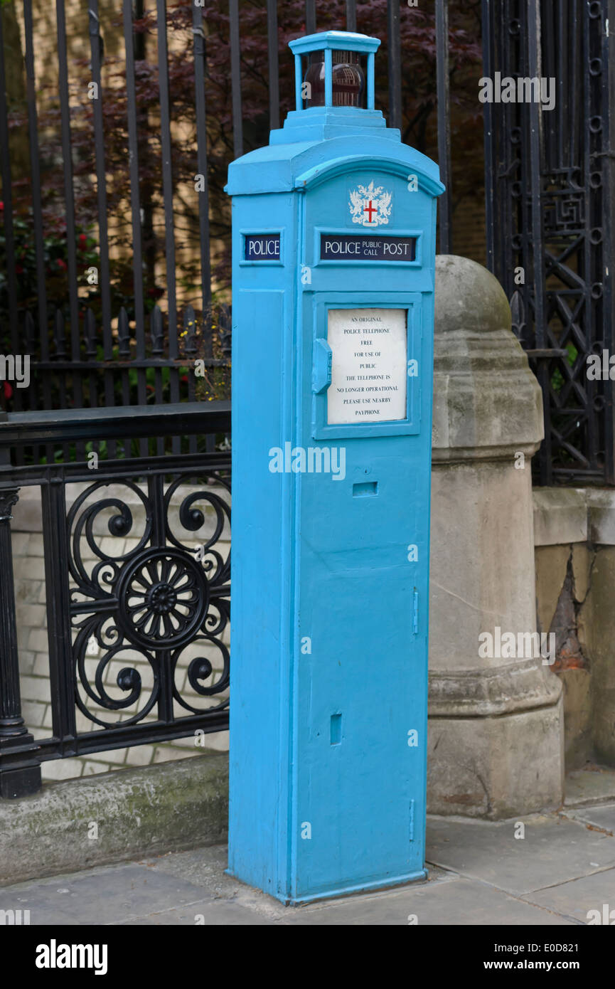 Police cell england hi-res stock photography and images - Alamy