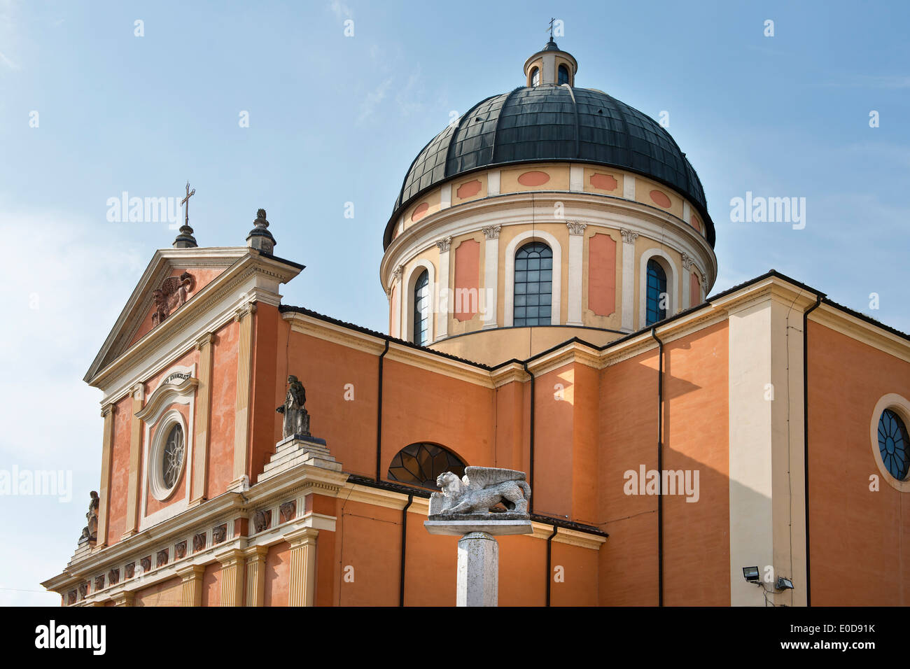 Boretto cathedral boretto hi-res stock photography and images - Alamy