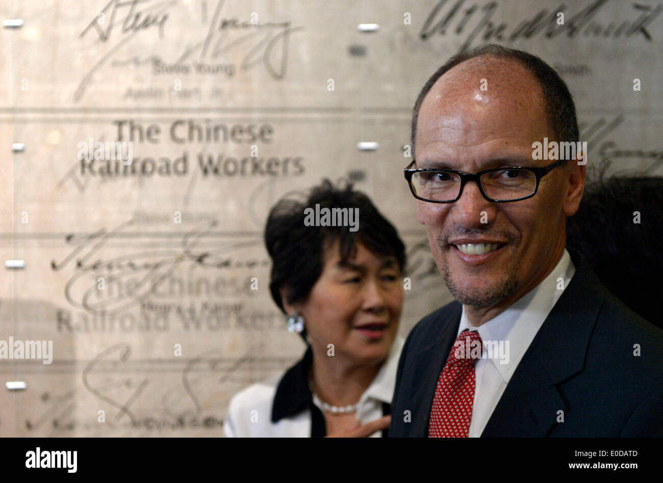 Chinese immigrant railroad workers hi-res stock photography and images ...