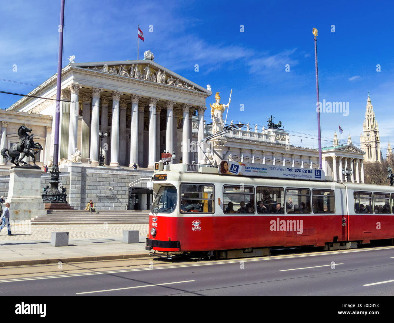 Das oesterreichische parlament in wien sitz der regierung hi-res stock ...