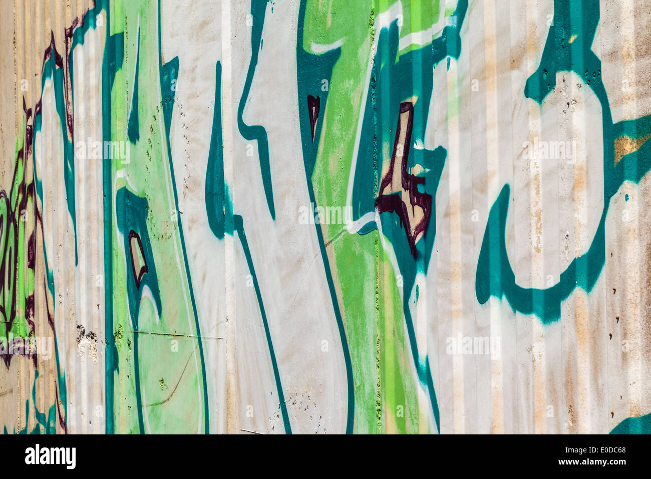 detail of a concrete wall vandalized with graffiti Stock Photo - Alamy