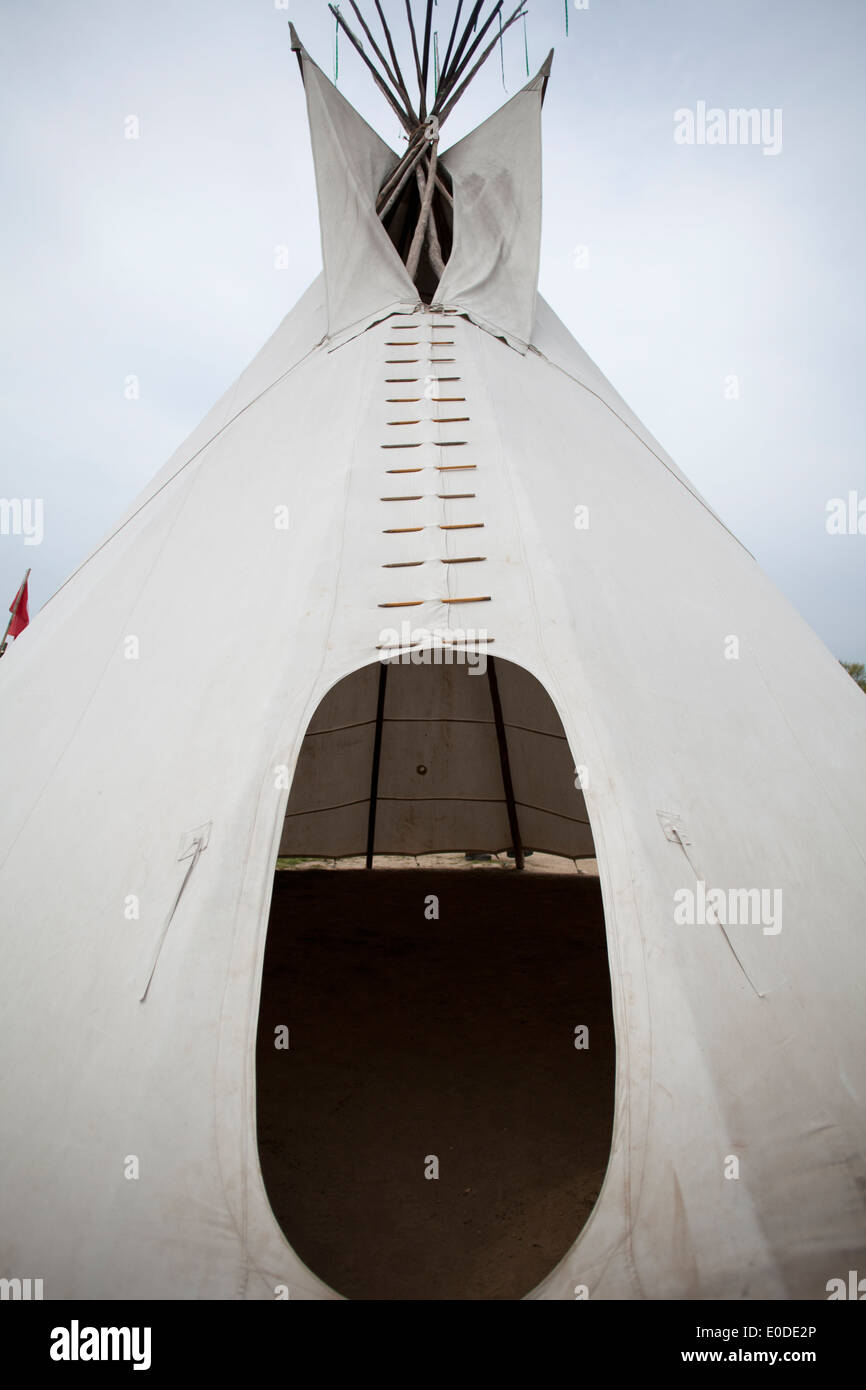 Tipi tipi hi-res stock photography and images - Alamy