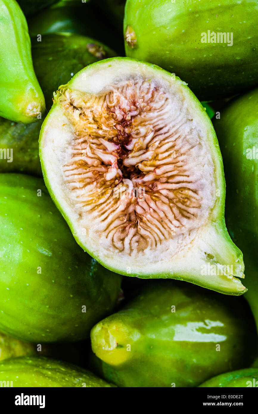 One fresh green fig hi-res stock photography and images - Alamy