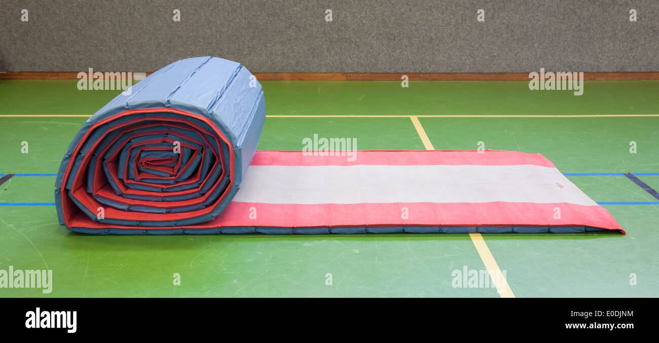 Very old mat on a court hi-res stock photography and images - Alamy