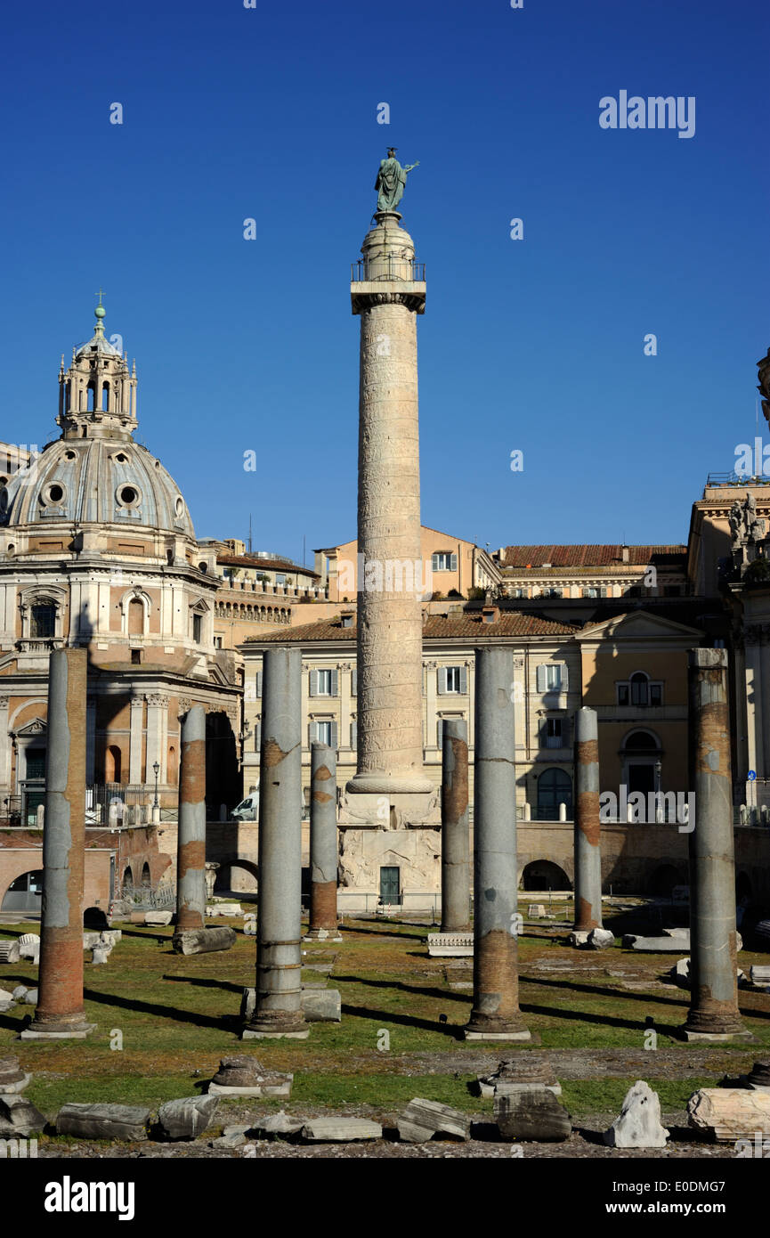 Trajan column hi-res stock photography and images - Alamy