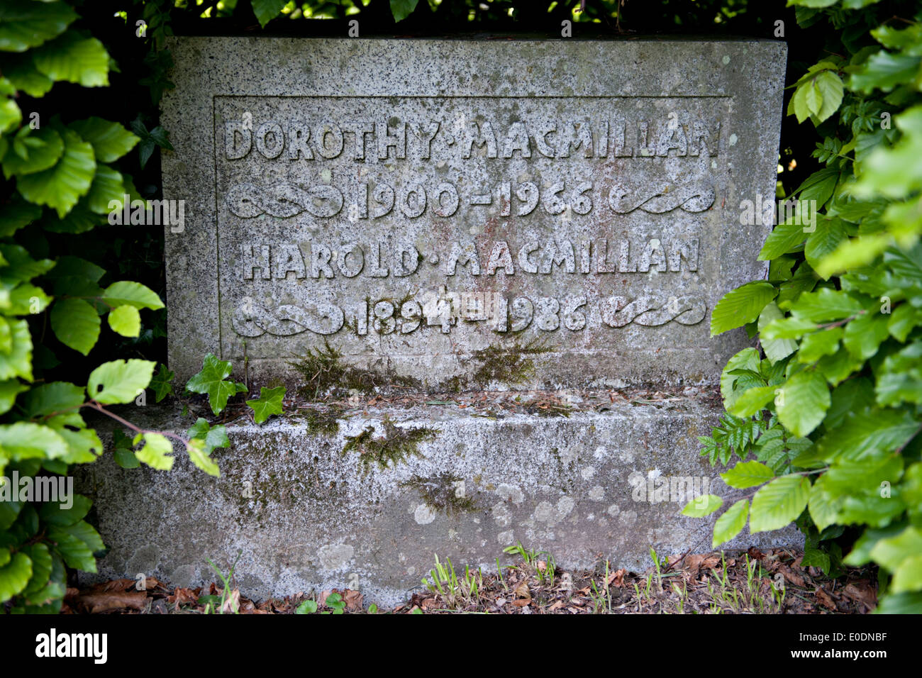 Dorothy macmillan grave hi-res stock photography and images - Alamy