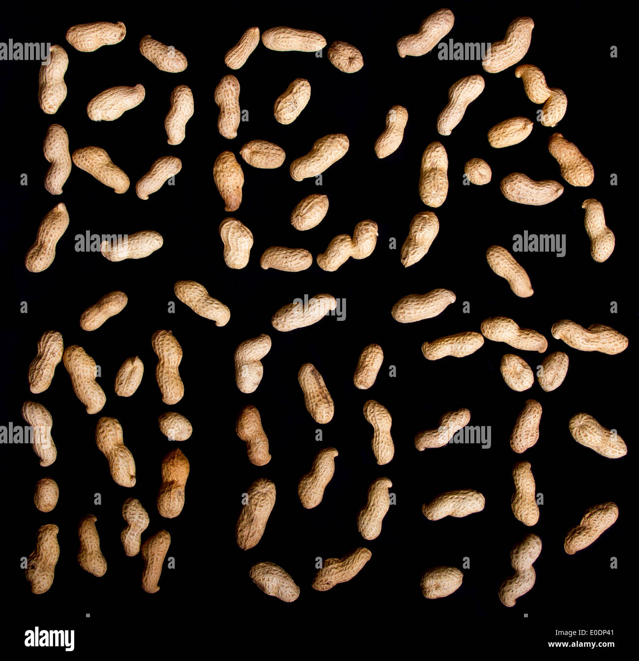 Shell on peanuts hi-res stock photography and images - Alamy