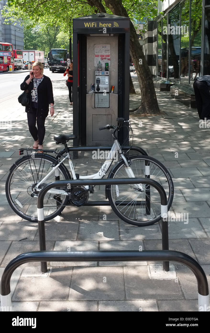 Modern Phone Box Stock Photos & Modern Phone Box Stock Images - Alamy