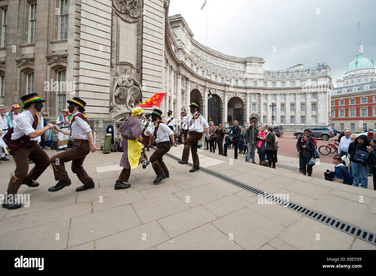 The seven champions molly dancers hi-res stock photography and images ...