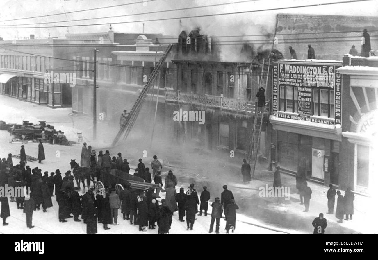 20th century disaster response Black and White Stock Photos & Images ...