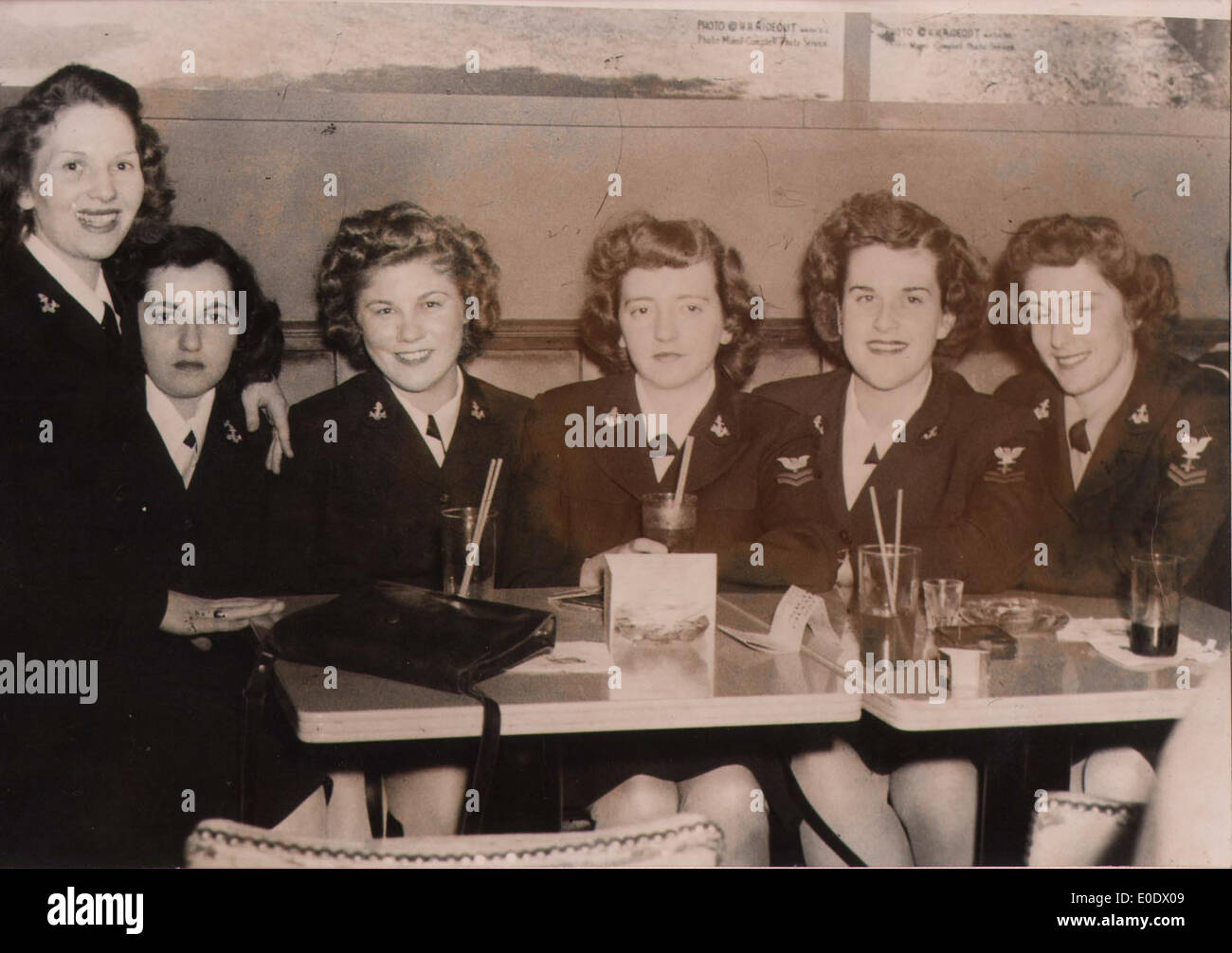 1940s women in military service hi-res stock photography and images - Alamy