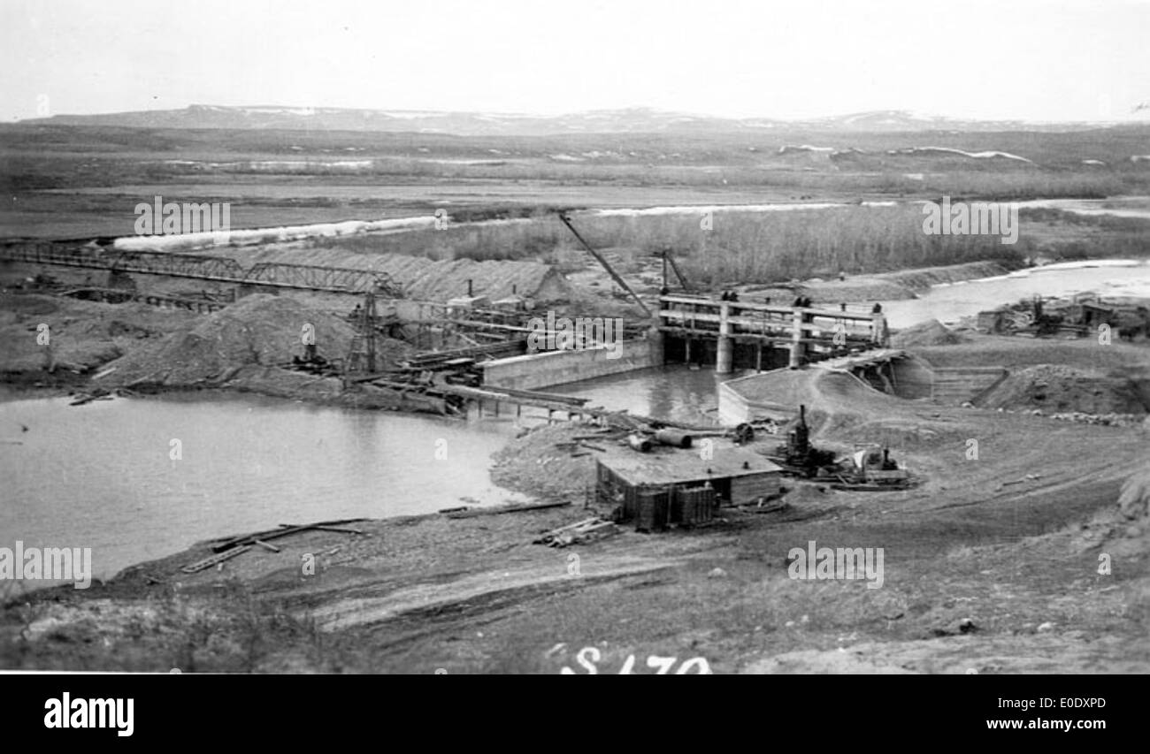 This image shows the construction of the Lethbridge Northern Irrigation ...