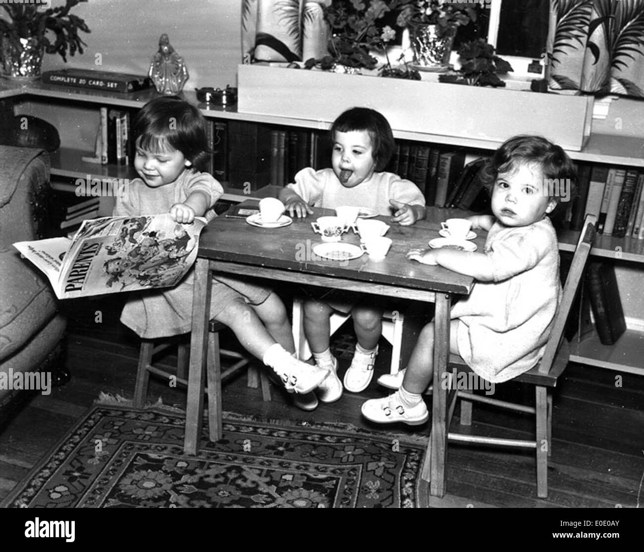 1950s party magazine hi-res stock photography and images - Alamy