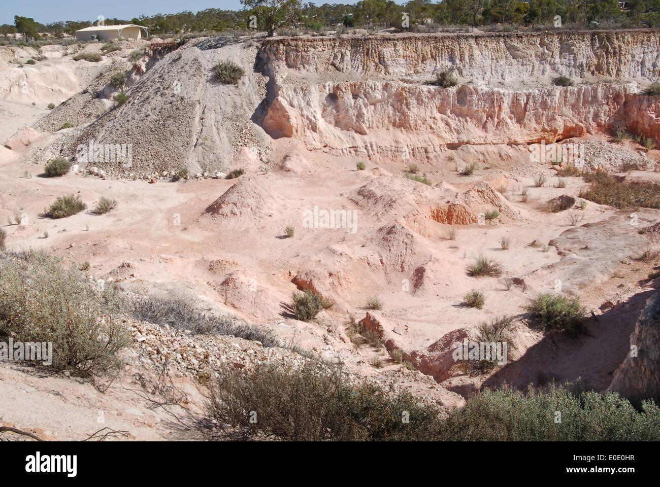 Opal mine lightning ridge hi-res stock photography and images - Alamy
