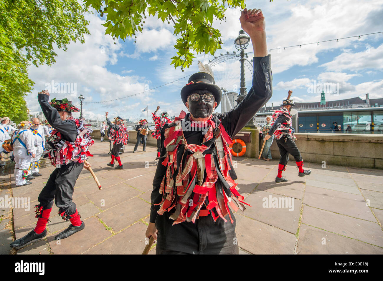 Victoria embankment steps hi-res stock photography and images - Alamy