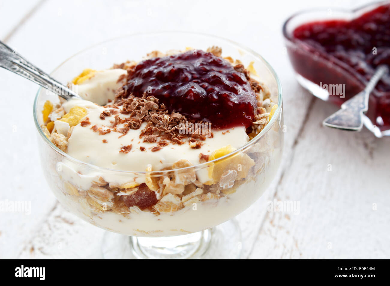 Yoghurt raspberry hi-res stock photography and images - Alamy