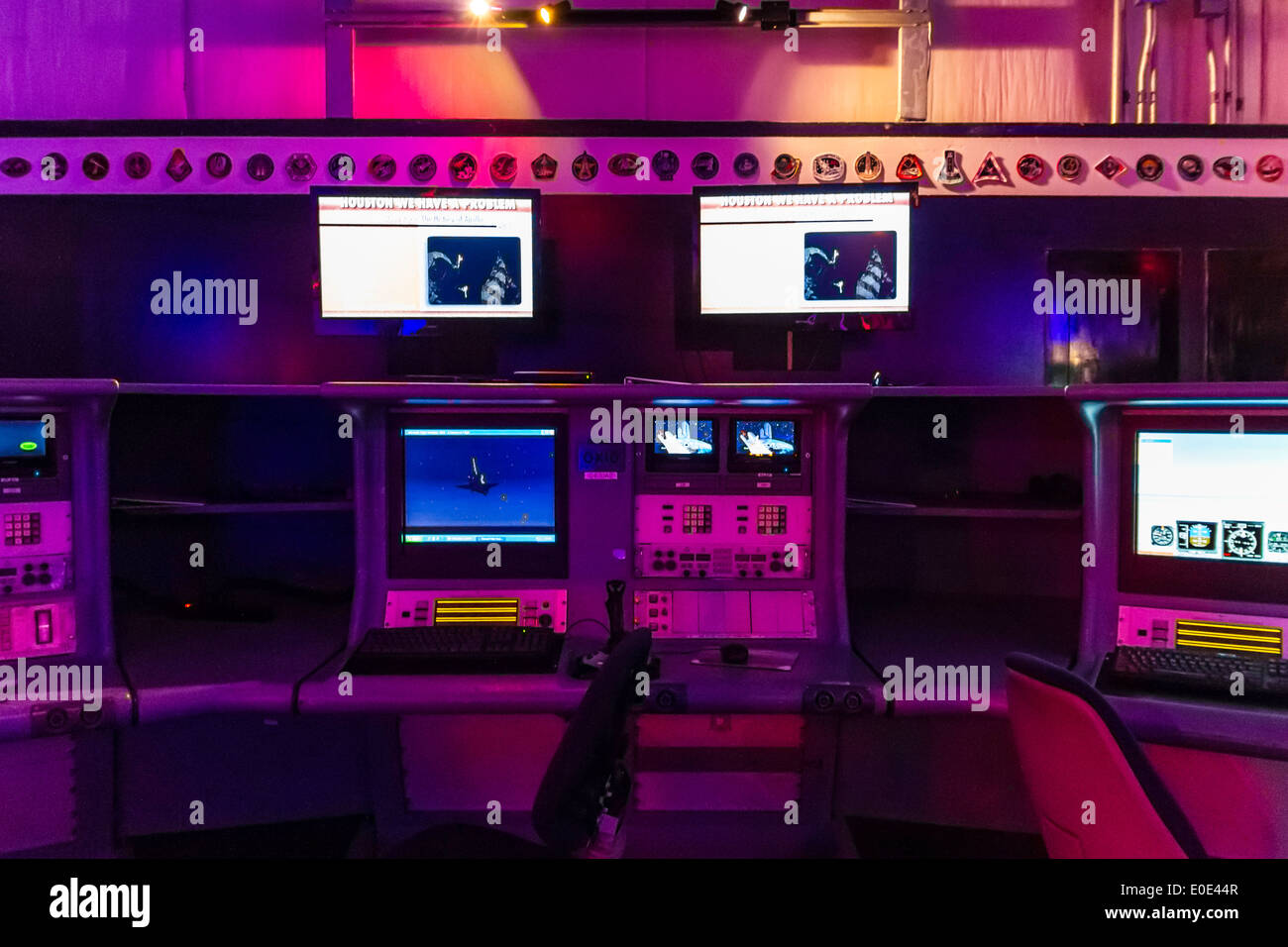 Nasa control room old hi-res stock photography and images - Alamy