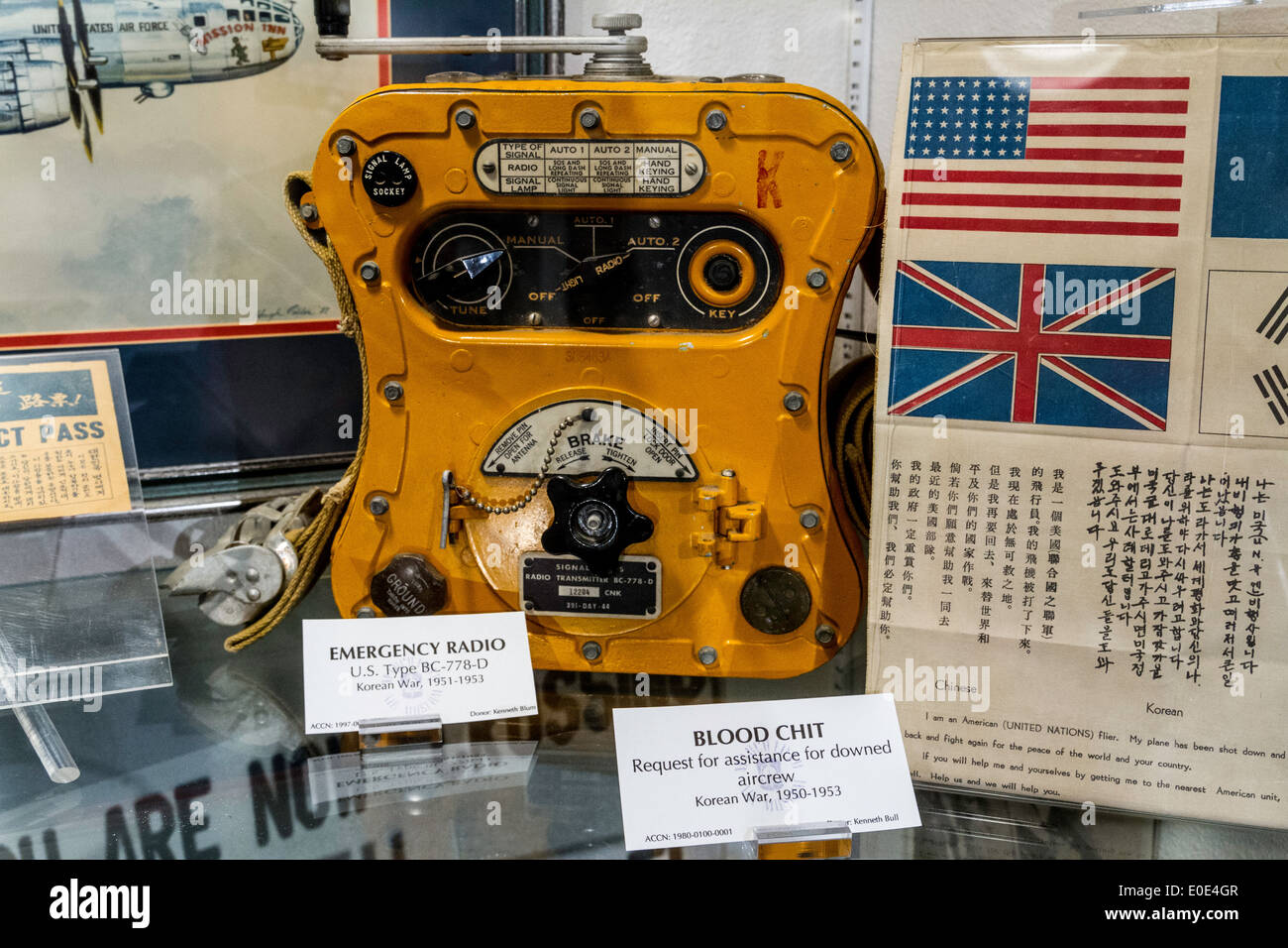 World war 2 radio hi-res stock photography and images - Alamy