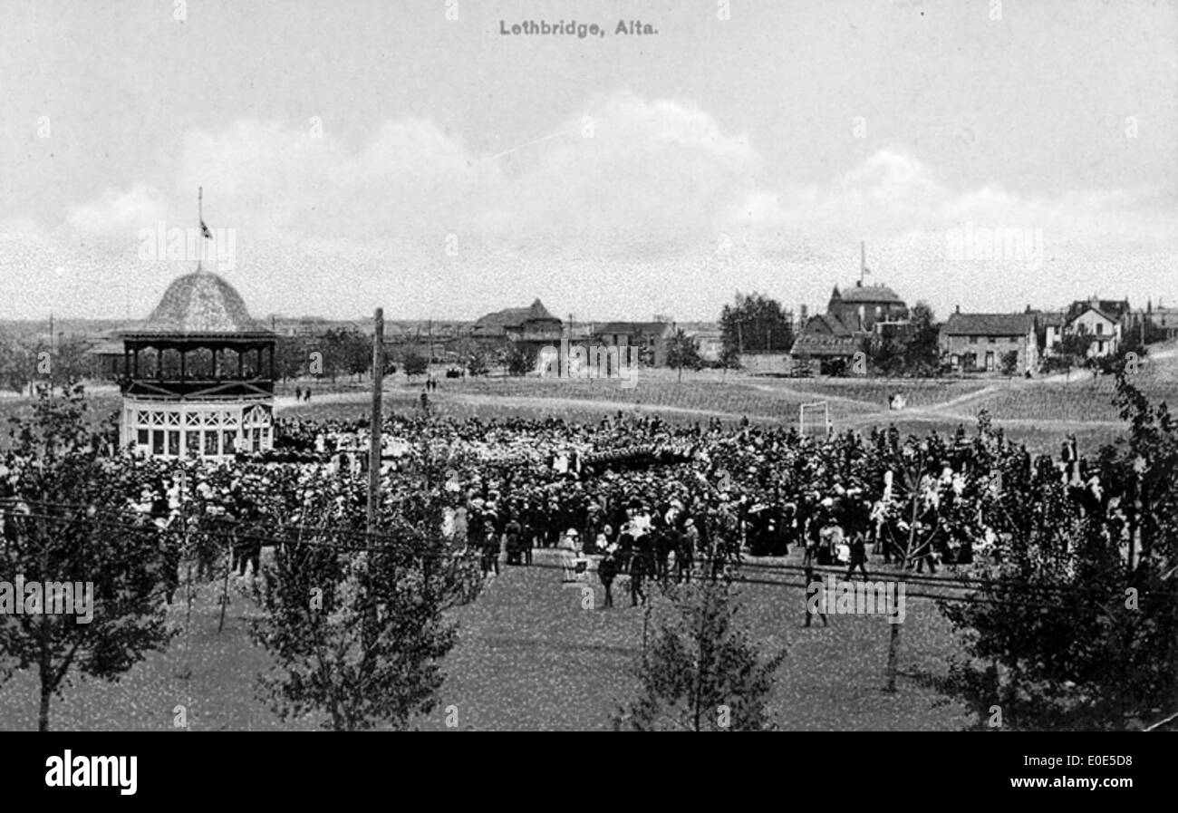 Linden park Black and White Stock Photos & Images - Alamy