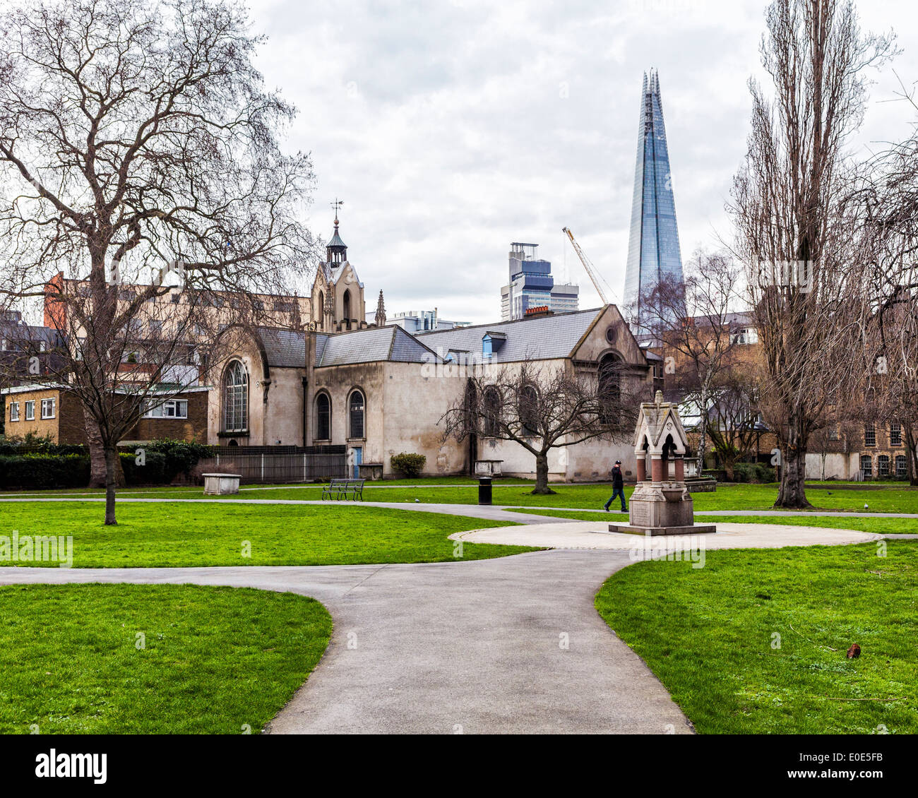 St Mary Magdalen Anglican church, Churchyard, Graveyard and cemetery ...