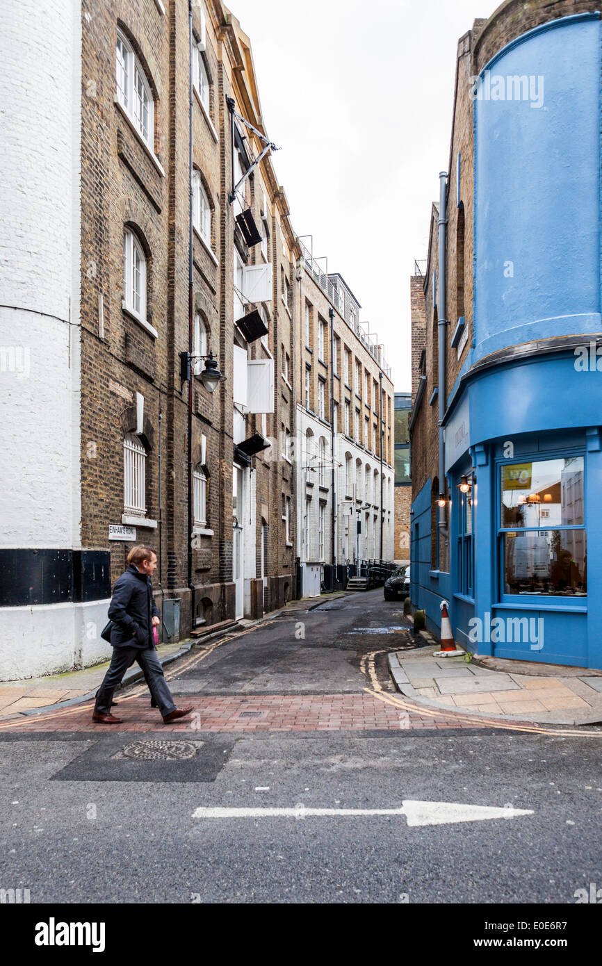 Warehouses into flats hi-res stock photography and images - Alamy